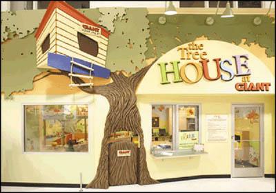 Tree House haven for grocery-shopping moms