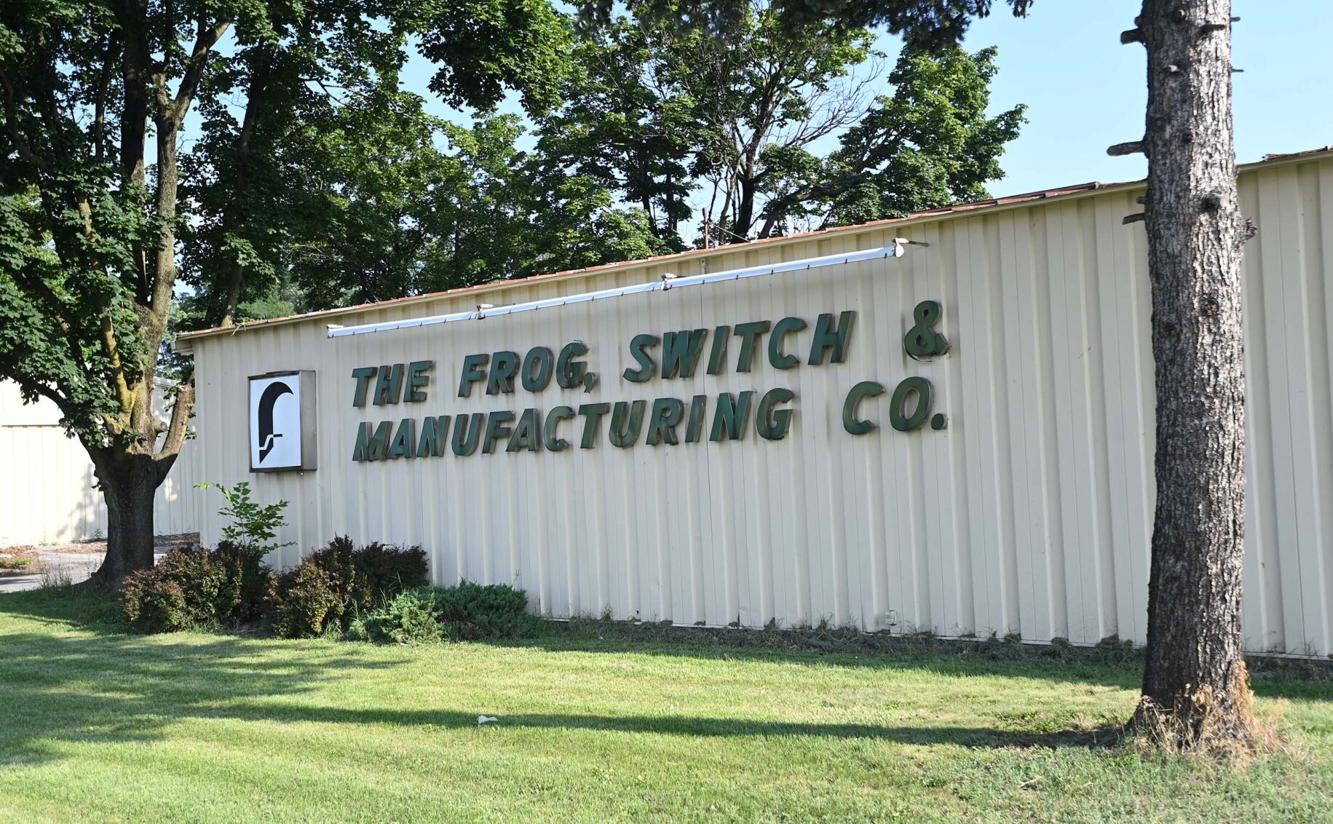 Cumberland County Historical Society gets Frog, Switch items