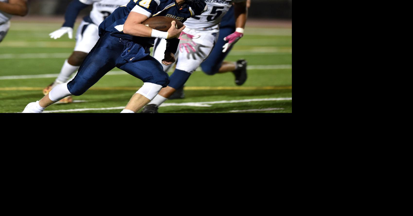 Bobby Whalen steps in as QB to propel Cedar Cliff to win over Chambersburg