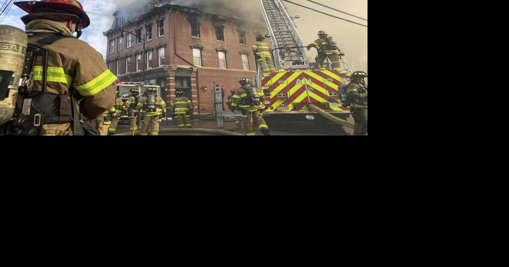 Pittsburgh building burns, partially collapses