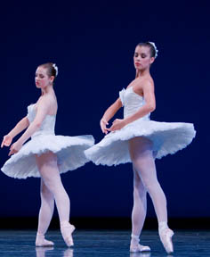Youth ballet alumni major factors in ballet world | The Sentinel - Local Scene | cumberlink.com
