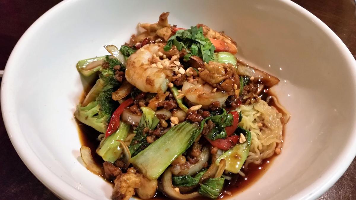 Discerning Diner: Issei Noodle delicious, satisfying any time of year ...