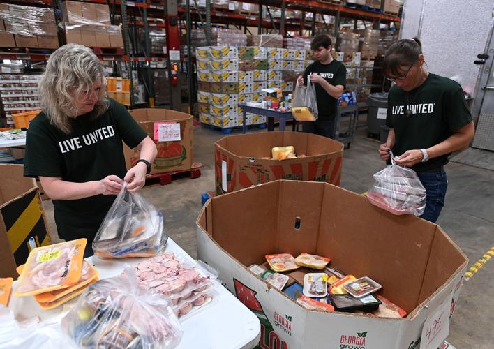 Volunteers descend on Cumberland County nonprofits for United Way's Day ...