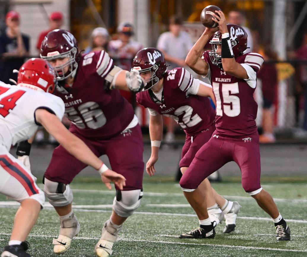 Mechanicsburg football holds off Red Land in Keystone clash