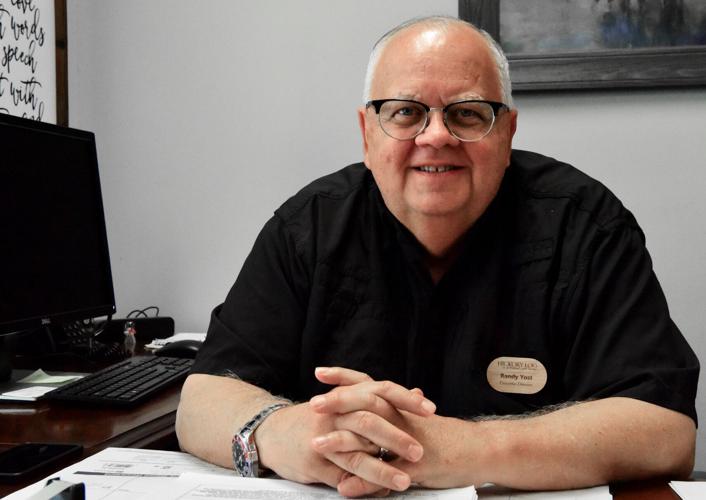 Yost takes helm at Hickory Log | Features | daily-tribune.com