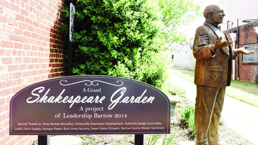 'Revered' leader: Kordecki's artistic legacy lives on with statue in ...