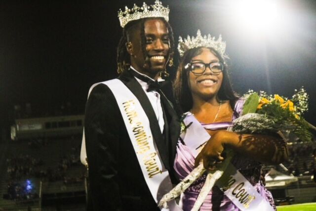 Young Bears remain diligent going into bye week | Friday Night Lights ...