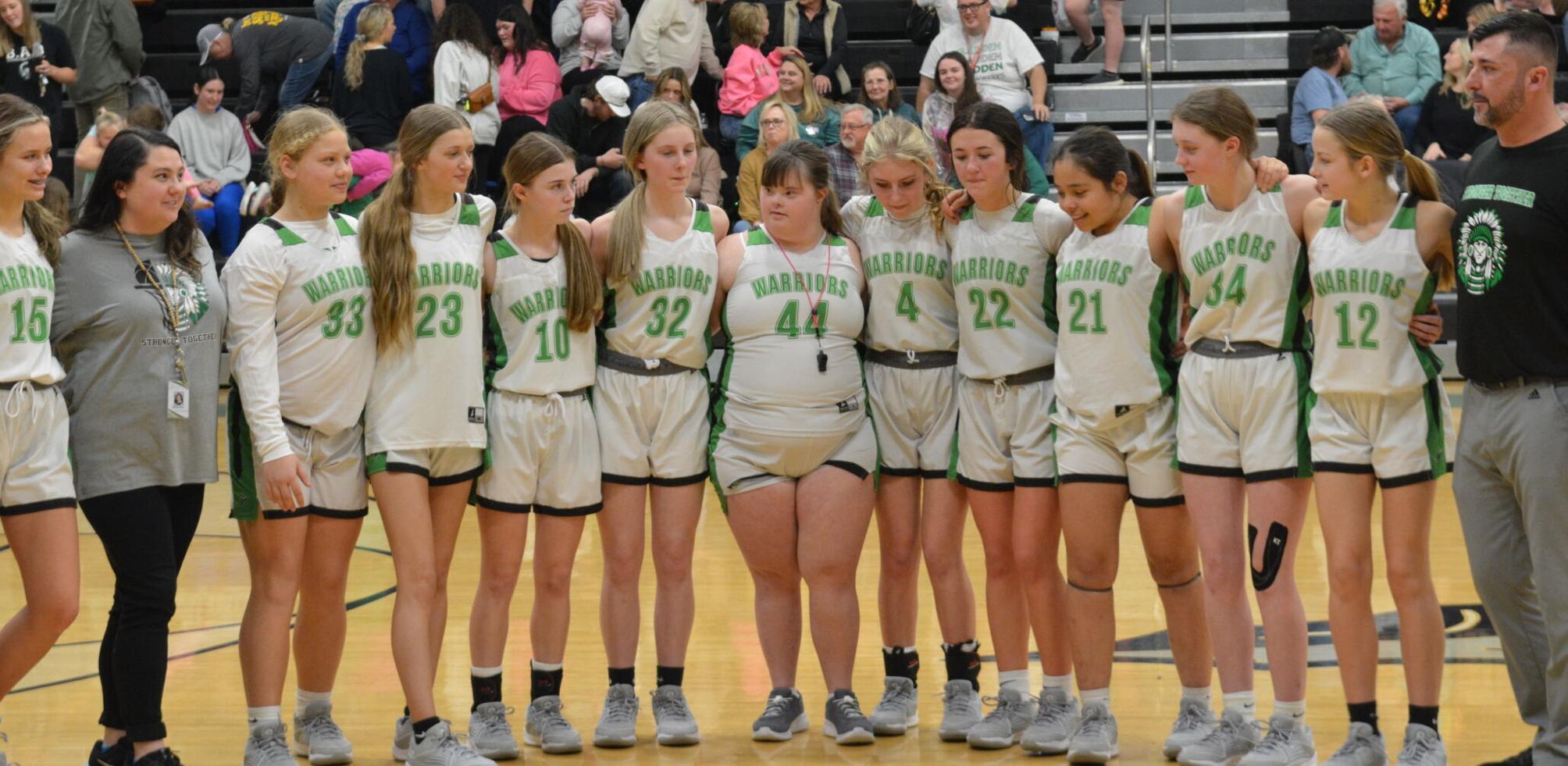 Marley in the Middle | Sports | daily-tribune.com