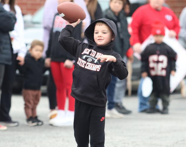 Community sends Red Devils to state | Friday Night Lights | daily ...