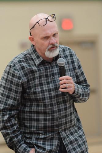 School board candidates share views | News | daily-tribune.com