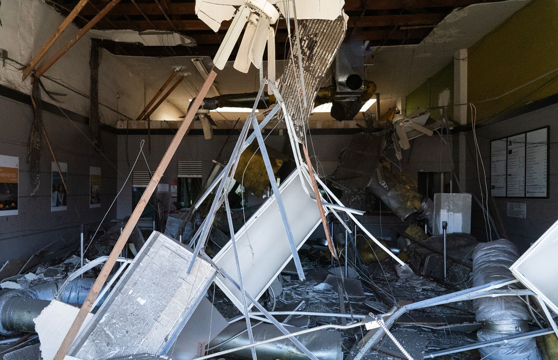 Ceiling collapse in West Berkeley sends person to hospital | Crime and ...