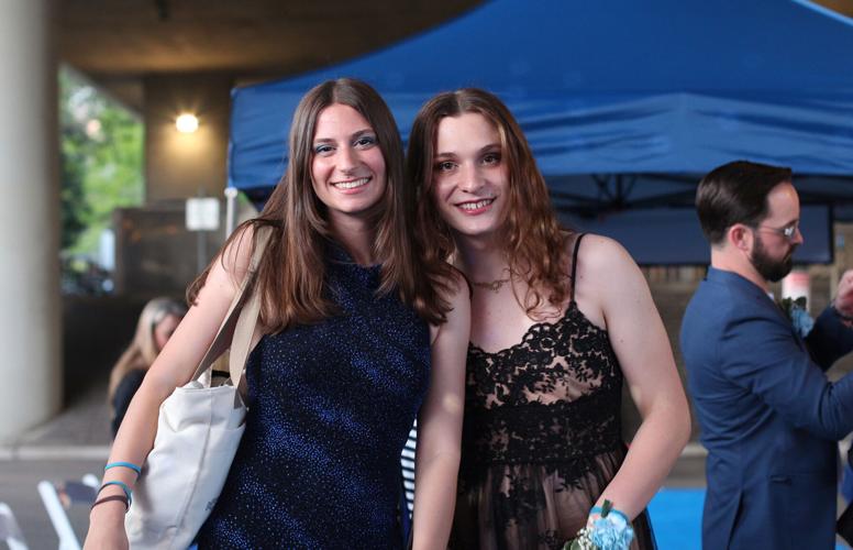 Sold-out BART Prom gets Bay Area moving | Transit | dailycal.org