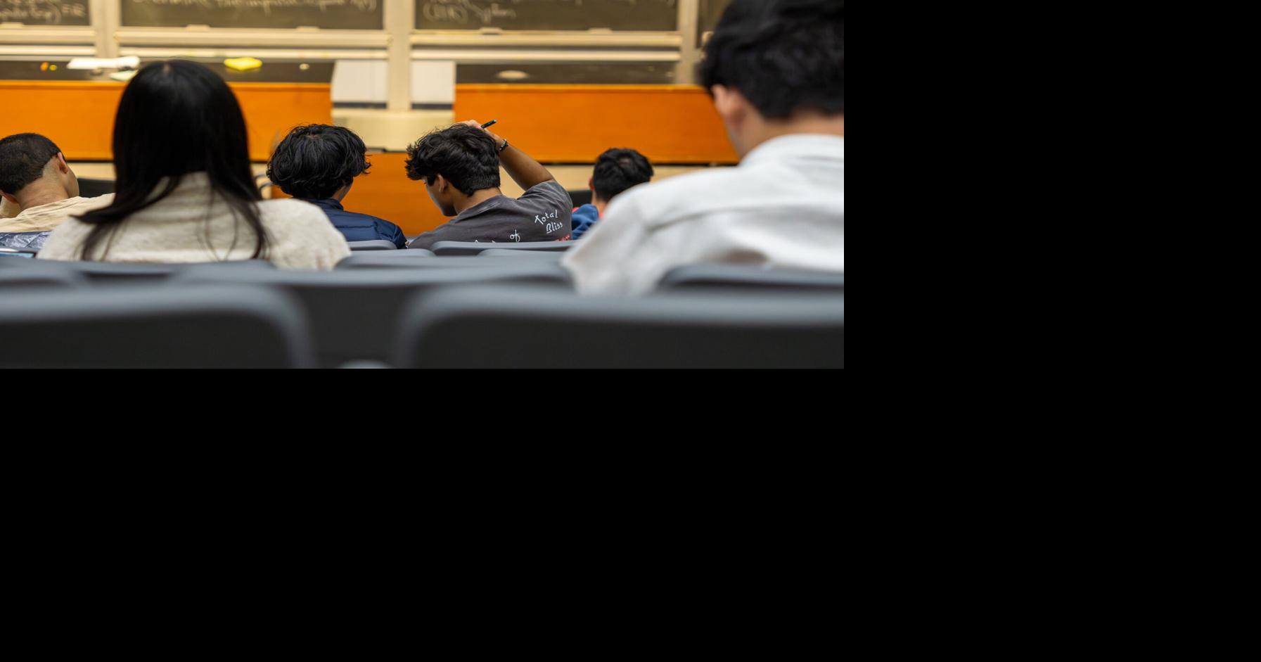 Failing grades soar as professors see greater AI usage, dwindling math ...