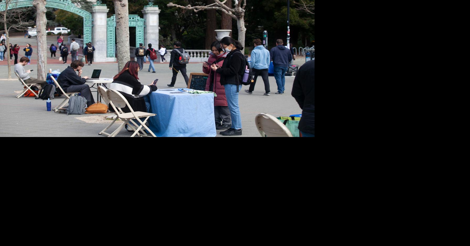 UC Berkeley students navigate the chaotic campus ‘tabling’ scene ...
