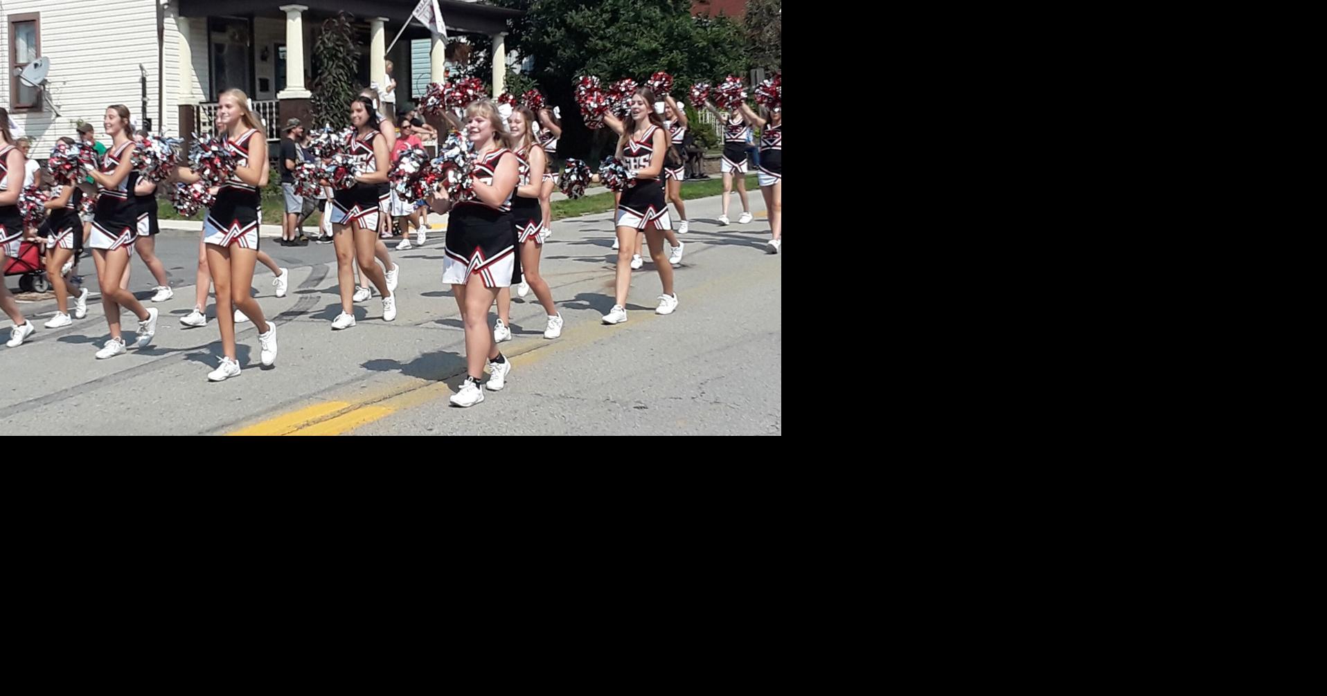 Scottdale Fall Festival parade draws crowd | Multimedia | dailycourier.com