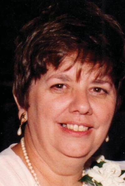 Edwina Davis | Obituaries | dailycourier.com