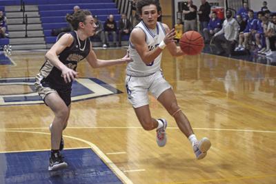 Connellsville nipped by Ringgold 57-54 | Sports | dailycourier.com