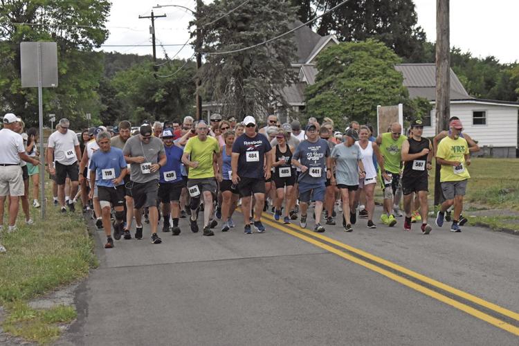Repeat winners shine at Woodruff 5K | Sports | dailycourier.com
