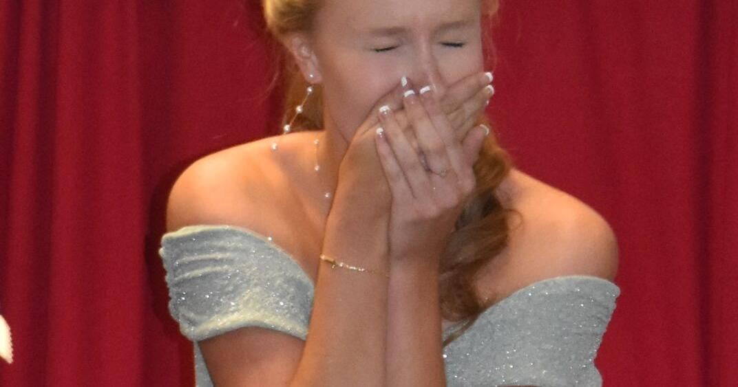 New fair queen is crowned | News | dailycourier.com