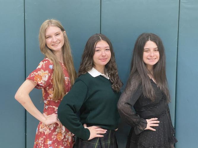 Geibel to crown 2022 homecoming queen Friday | News | dailycourier.com