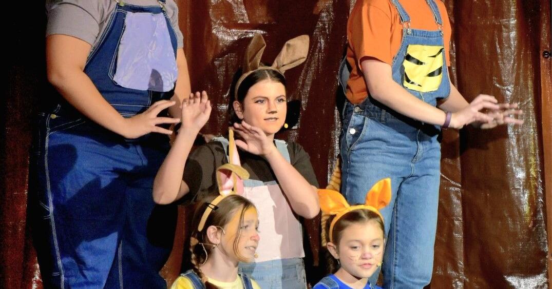Conn-Area Catholic kids grace Porter stage | Multimedia | dailycourier.com