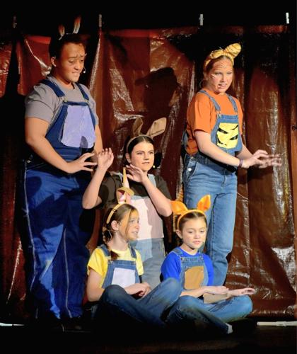 Conn-Area Catholic kids grace Porter stage | Multimedia | dailycourier.com