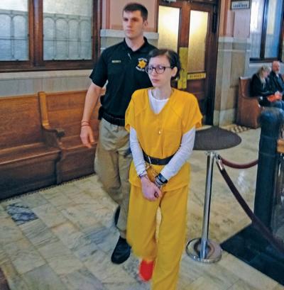 Mother sentenced in child’s death | Front-page | dailycourier.com