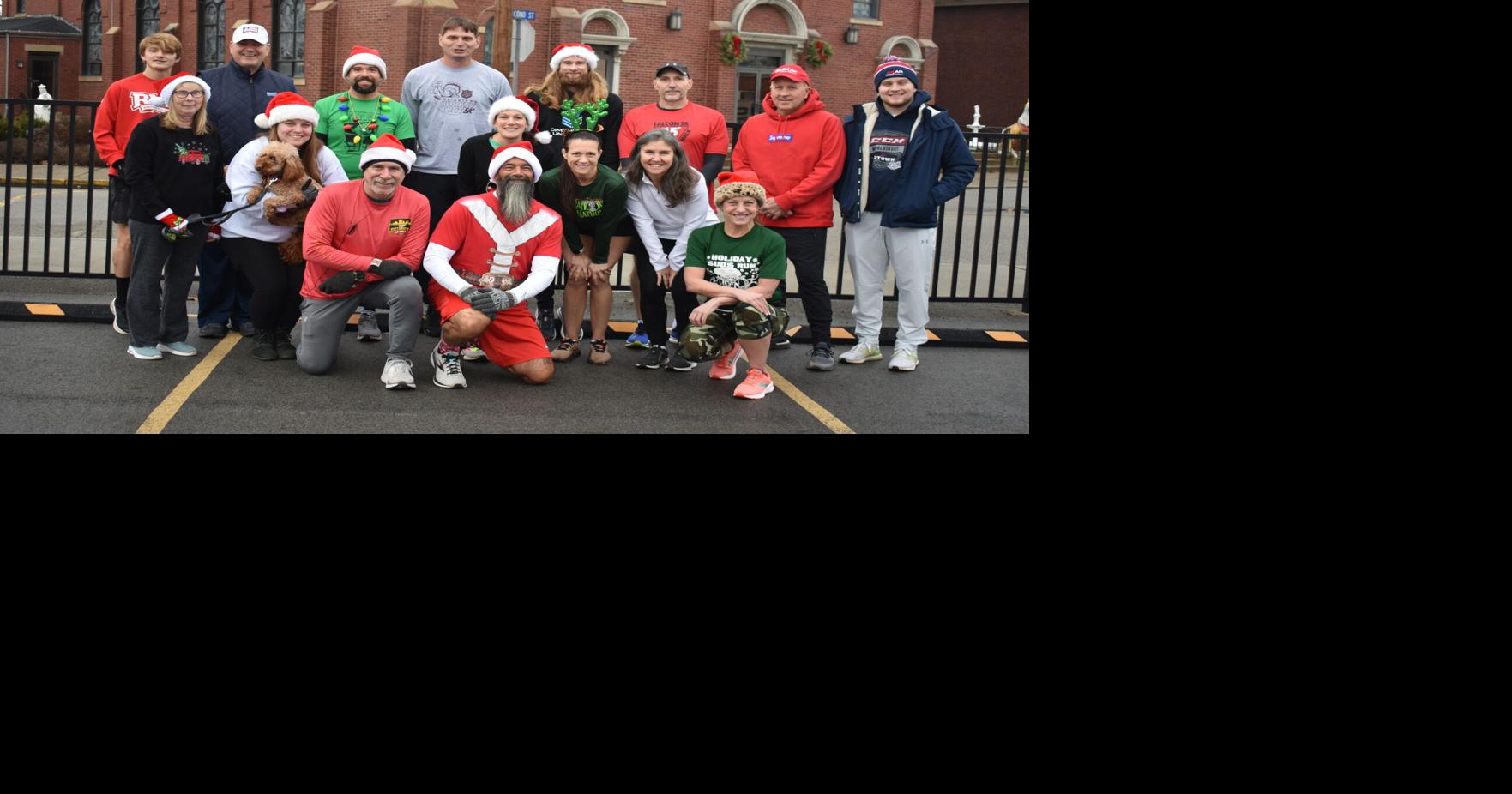 Santa Hat Run helps local family | News | dailycourier.com