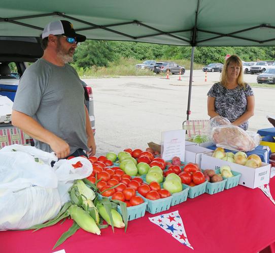 Farmers market at Frick | Multimedia | dailycourier.com