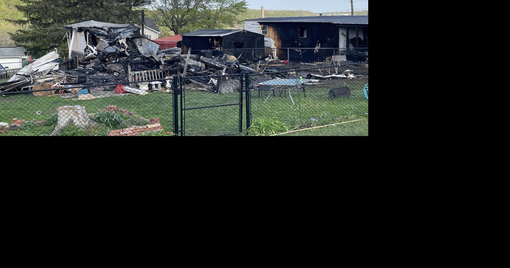 Mobile homes destroyed, damaged by fire | News | dailycourier.com