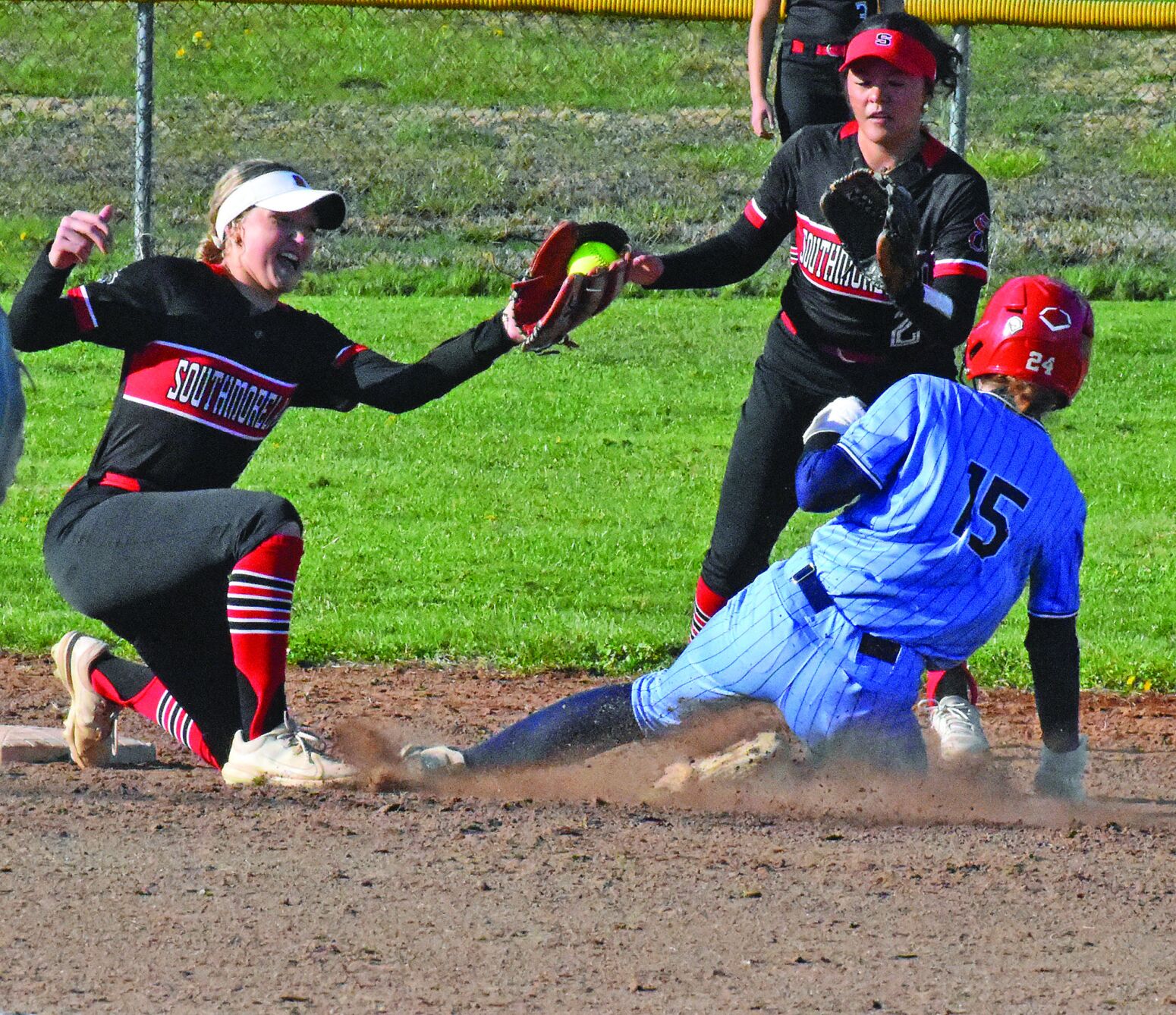 Bucs take down Scotties, 13-6 | Game | dailycourier.com