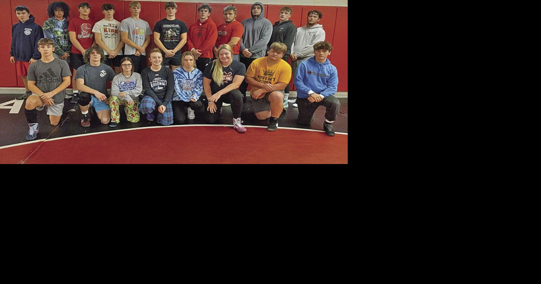 A new era starts for SHS wrestling | Sports | dailycourier.com