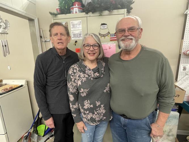 Volunteers say good-bye to CACM director | News | dailycourier.com