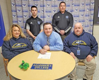Lynch to play football at Allegheny College | Sports | dailycourier.com