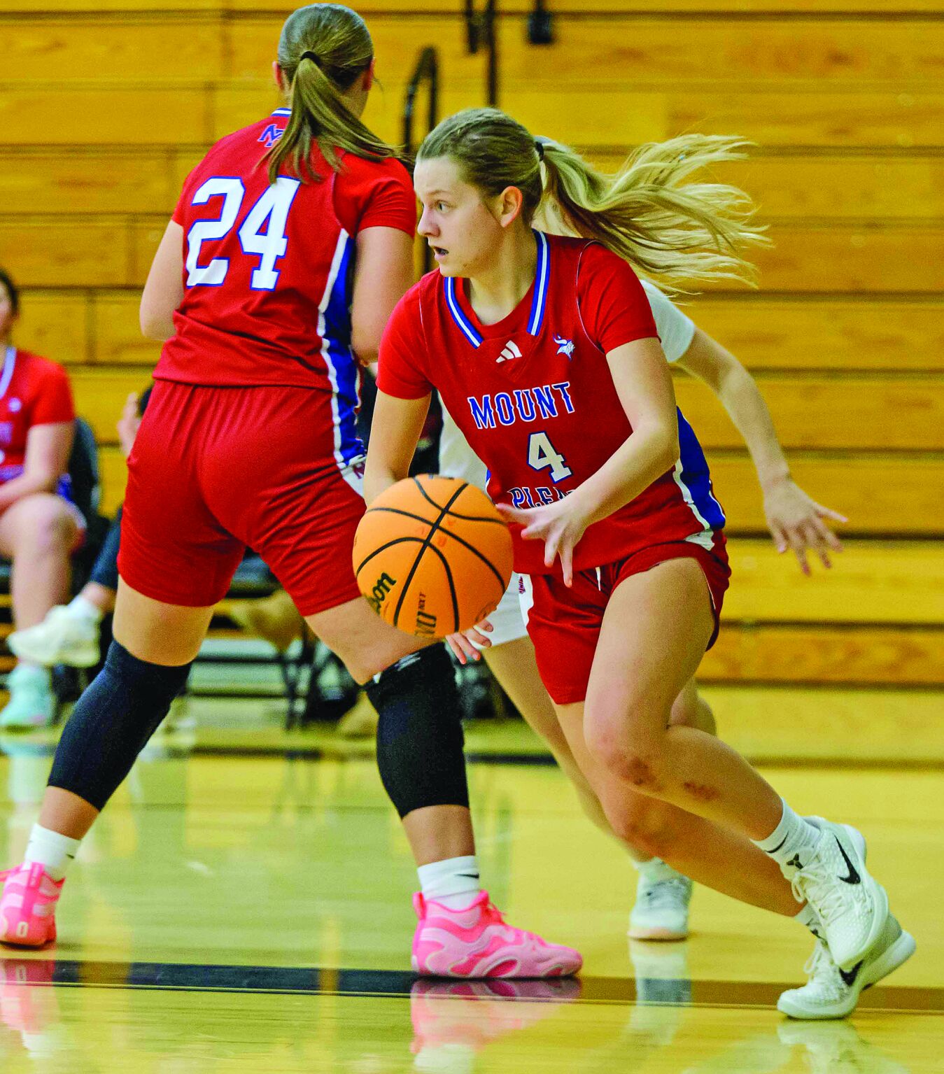 Leopards top Vikings to win section | Sports | dailycourier.com