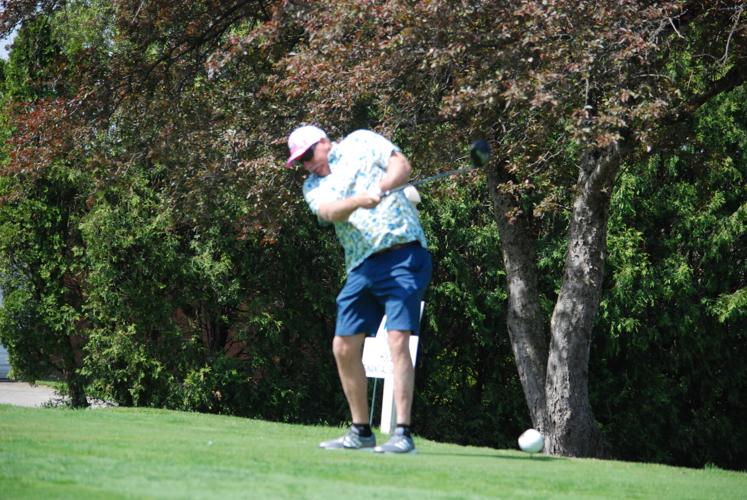 Rotary event raises money for scholarships | Multimedia | dailycourier.com