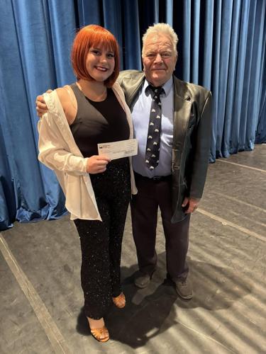 Aubree McClean receives Stutzman Scholarship | News | dailycourier.com