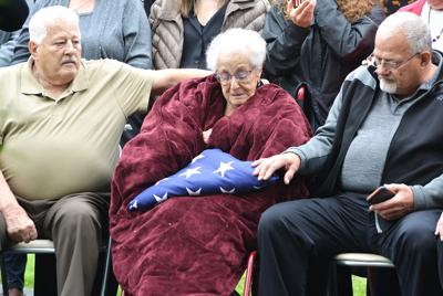 Wife says farewell to husband of 81 years | News | dailycourier.com