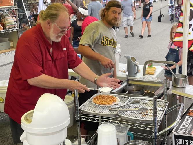 City celebrates Red, White & Boom | Multimedia | dailycourier.com