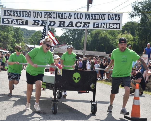 Kecksburg UFO Festival draws attention of many | Multimedia ...
