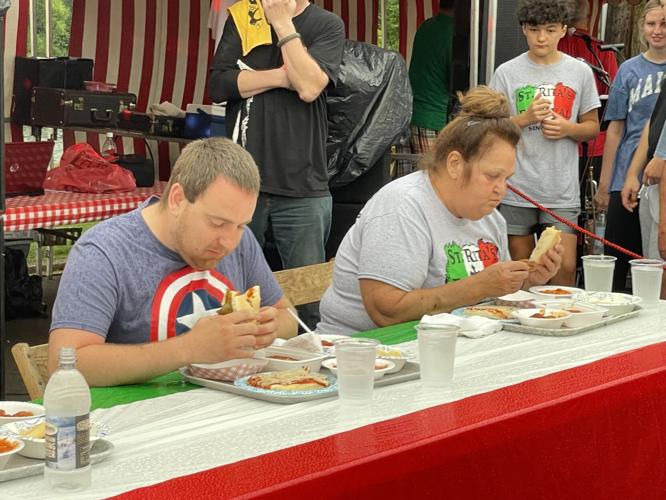 MANGIA MANIA! | Multimedia | dailycourier.com