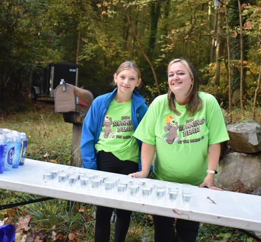 Racers race through Bear Rocks | Multimedia | dailycourier.com