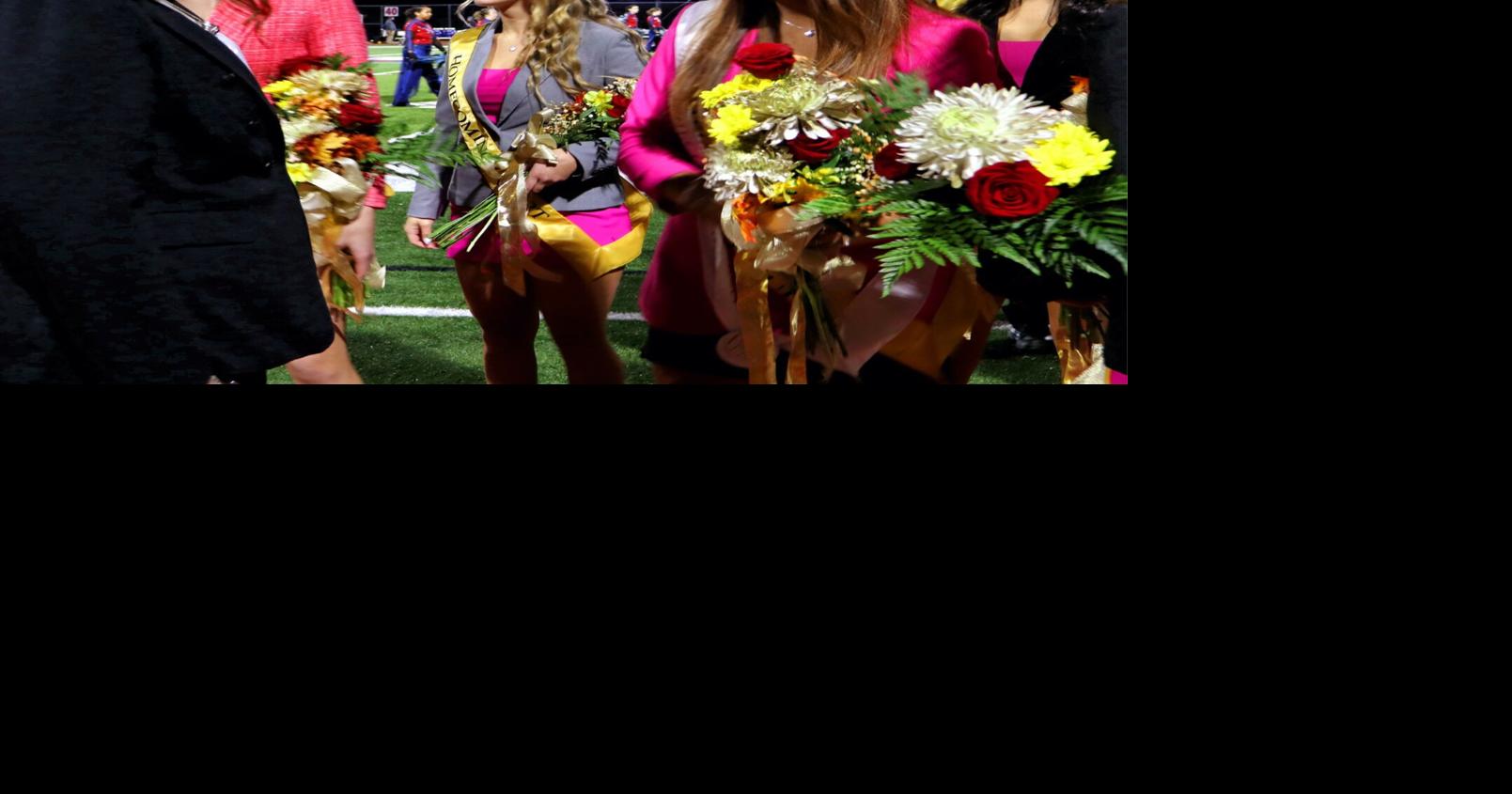 Mt. Pleasant crowns homecoming queen | News | dailycourier.com