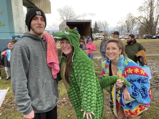 Several hundred take Polar Bear Plunge into the Yough | Multimedia ...