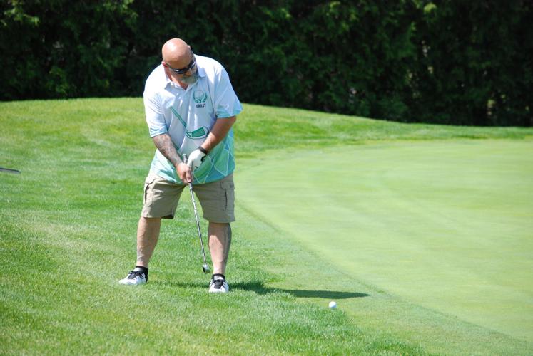 Rotary event raises money for scholarships | Multimedia | dailycourier.com