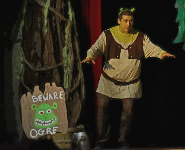 Frazier presents ‘Shrek’ | Multimedia | dailycourier.com