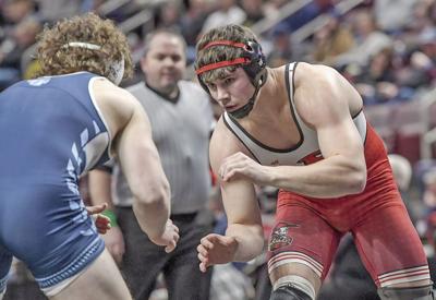 Lawrence wins fourth state title | Sports | dailycourier.com