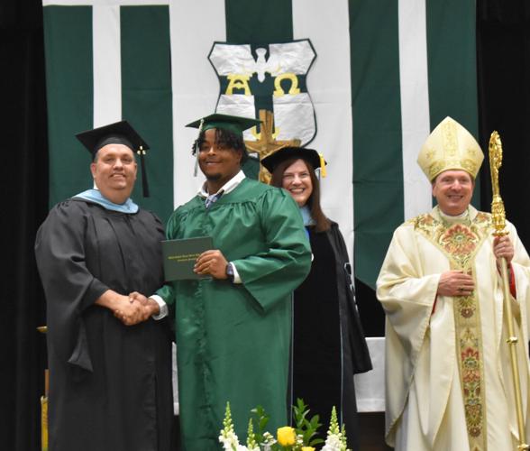 Geibel Catholic holds commencement ceremony | News | dailycourier.com