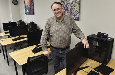 Grant to aid computer literacy | News | dailycourier.com