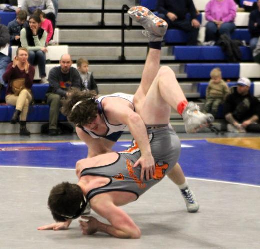 Falcons capture section title with 41-21 victory | Sports ...